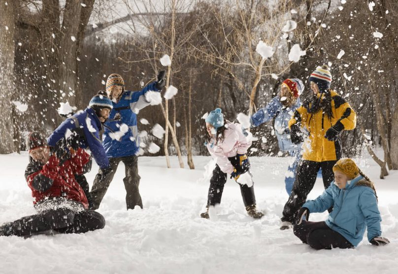 Winter activities for kids: fun things to do in the winter | FindMyKids ...